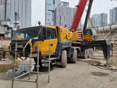 중국 100톤 Xg 트럭 크레인 2014 최대 들어올림 높이 40m 및 판매 후 서비스 판매용