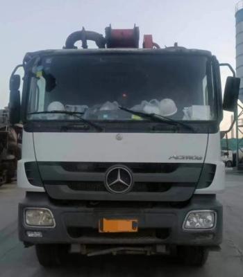 中国 1400mm 給水高 セットプラントミキサー用 プッツマイスター コンクリートトラックポンプ 56m 販売のため