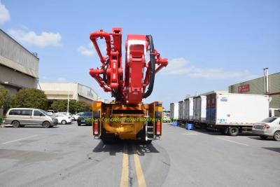 Cina 55000kg Peso totale Red 2022 Concrete Boom Pump Truck per lavori pesanti e costruzioni in vendita
