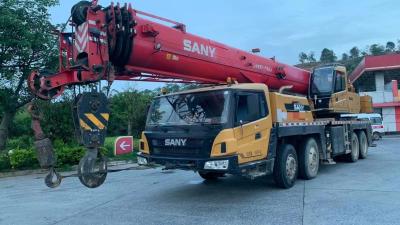 중국 ISO9001 인증을 받은 중공 건설 프로젝트용 접는 55톤 트럭 크레인 판매용