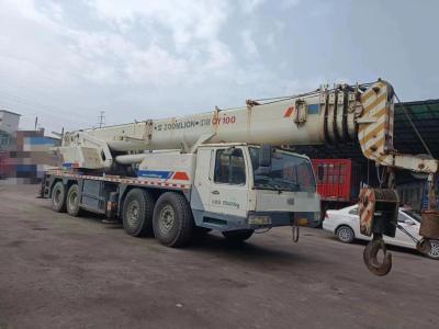 중국 35T 테리안 이동 크레인 건설 회사용 트럭에 장착된 망원경 크레인 판매용