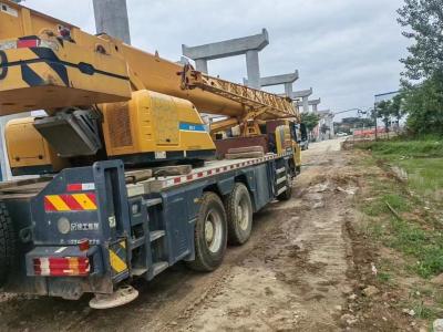 중국 2018 Xg 인기 모델 Xct25L5 25t 트럭 크레인 5 크레인 지브와 함께 사용 된 리프팅 크레인 판매용