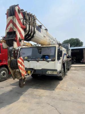 중국 2010 Zoomlion 90t 이동 크레인 트럭 크레인 사용 크레인 최대 들어올림 높이 40m 판매용