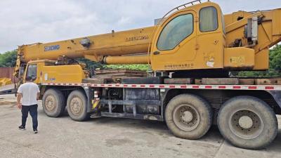 중국 70T 트럭 크레인 이동 크레인 2011 Xg의 원형 상태의 하이드로릭 크레인 판매용