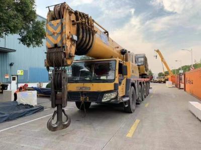 중국 4 셰프트 번호 사용된 200톤 지형 이동 크레인 Xg 수압 전지형 트럭 크레인 2011 판매용