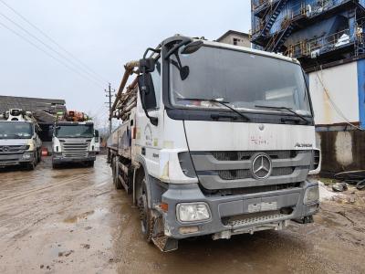 중국 33000kgs 2015 Zoomlion 47m 사용 된 콘크리트 펌프 트럭 벤츠 차시로 장거리 판매용