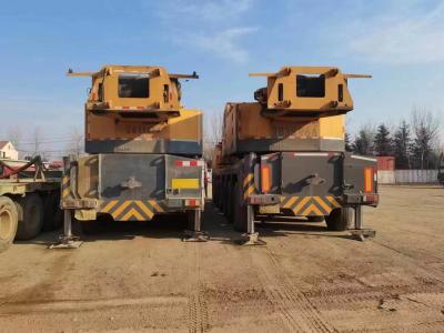 중국 160톤 트럭 크레인 이동 크레인 트럭에 장착된 중용 설계의 망원경 크레인 판매용