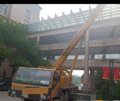 China 25ton Mobile Crane Truck-Mounted Telescopic Crane Lifting Equipment for Heavy Lifting for sale