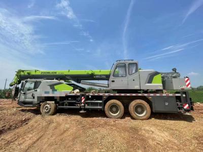 중국 25 톤 ZTC250A552 이동 크레인 5 팔 기브 건설 장비 사용 된 트럭 크레인 판매용