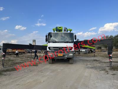 중국 2013 Zoomlion 56m 콘크리트 펌프 벤츠 차시 최고 성능 건설 기계 판매용