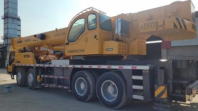 China 2011 Xcmg 70t Truck Crane Terrian Mobile Crane Hoist Crane Ideal for Heavy Duty Lifting for sale