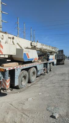 중국 사용된 줌밀리온 70 톤 승강차 크레인 2013년 최대 승강기 높이 40m 판매용