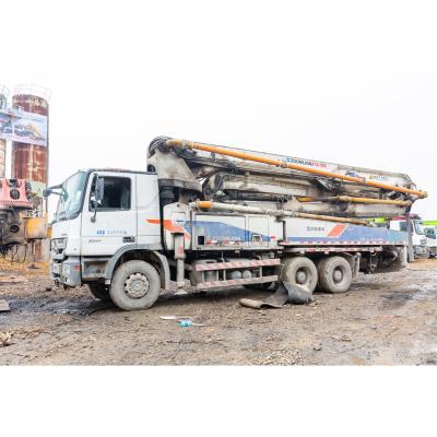 Chine Pompes montées sur camion 2017 Zoomlion 47m Mercedes Benz avec une productivité élevée à vendre
