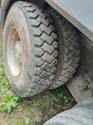 China 2018 Zoomlion ZTC251V grúa de 25 toneladas con altura máxima de elevación de 40 m en buenas condiciones en venta