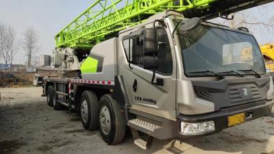 중국 20 년 동안 사용 된 줌밀리온 55t 트럭 크레인 국가 5 배출권 우선 판매 판매용
