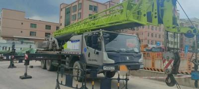 중국 ZTC250A 20 년 Zoomlion 트럭 크레인 최대 리프팅 25 톤 녹색 판매용