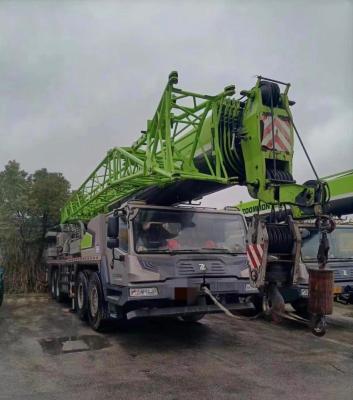 중국 Zoomlion 80톤 전지용 트럭 크레인 5 팔 크레인 지브 및 ISO9001 인증 판매용