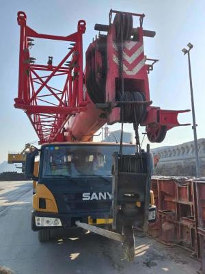 中国 STC400T6 建設用用40トンの赤と黄色のトラッククレーン 販売のため