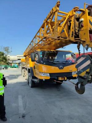 China 2021 Gebruikte mobiele kraan met 50 ton hefvermogen in uitstekende staat Te koop