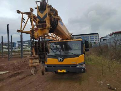 中国 20年 Xg QY25k5-2 トラッククレーン 最大持ち重量25トンの高負荷能力 販売のため