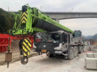 中国 80t 中古トラッククレーン モバイルクレーン 建設機械 ZTC800A552 ISO9001 認定 販売のため
