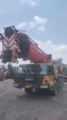 中国 130トンのトラッククレーン 中古建設現場機器 19年の経験 販売のため