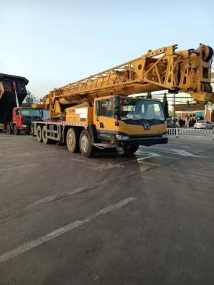 Cina 15 anni Xg 50 tonnellate gru auto in buone condizioni con design pieghevole e conveniente in vendita