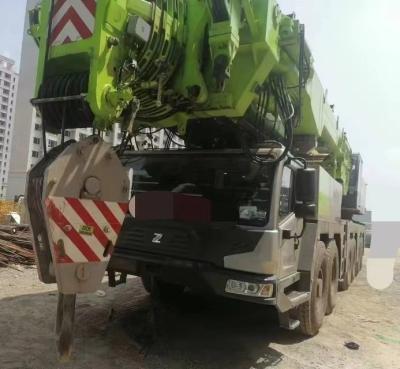 中国 Zoomlion 300 トントラッククレーン 2020 あなたの要求 最大上げ高度 40m 販売のため
