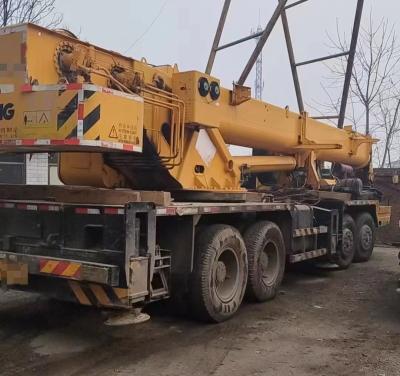 中国 Xg 50トンのトラッククレーン 建設現場の設備 五腕クレーンジブと黄色 販売のため