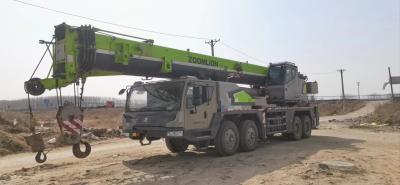 중국 70 톤의 접는 이동 크레인 판매용