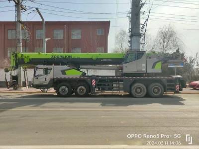 중국 우수한 상태 ZTC7000H552 Zoomlion 이동 크레인 70t ISO9001 인증 판매용