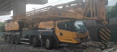 China Xcmg 100 Tons Hydraulic Truck Mounted Mobile Crane All Terrain in Yellow for sale
