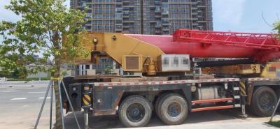 중국 시 이동 트럭 크레인 80 톤 최대 들어올림 높이 40m의 4 샤프트 판매용