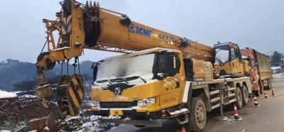 China Gebruikte Xcmg 35 ton kleine mobiele vrachtwagen kraan professionele met 3 assen Te koop