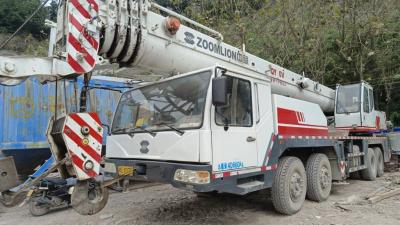 China 50 Tonnen Zoomlion-Lkw-Kran Höchsthebehöhe 40m Kundendienst Sonderverkauf zu verkaufen