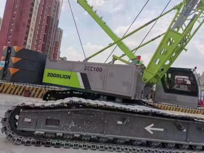 中国 Zoomlion ZCC100 クローラークレーン 20年 漏油なし 12*2.99*3.98m 寸法 販売のため