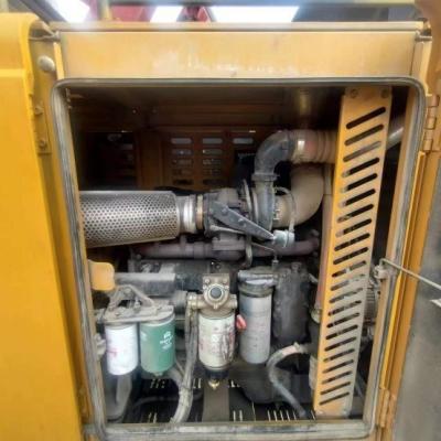 Cina Operatore sicuro, efficiente dal punto di vista energetico, gru a graticcio da 135 tonnellate con certificazione ISO9001 in vendita