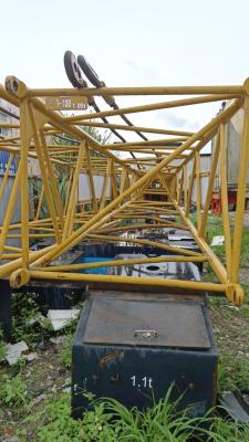 China Yellow Xg Heavy Duty 100 Ton Crawler Crane Easy To Operate Large Crawler Crane for sale