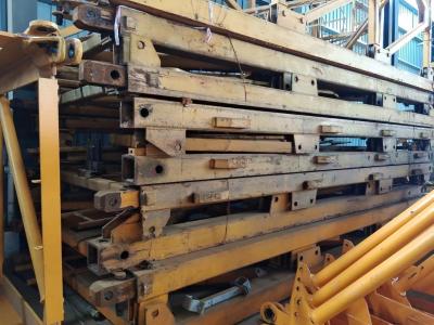 China Car Type Year of 2013 Used Zoomlion Tower Crane 7052-25 with 25t Max Load Moving Type for sale