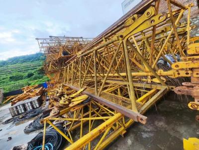 China Mc480 Used Tower Cranes with Maximum Lifting Height of 50-100m and Car Type Moving for sale