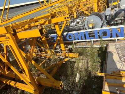 China Zoomlion 7030-16 Used Tower Crane 2PCS Ready with Good Maximum Lifting Weight 10t for sale