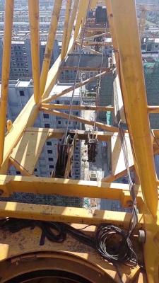 China Used Zoomlion Tower Crane 19 Years to Lift 20 Tons Certified and Used GS Certification for sale