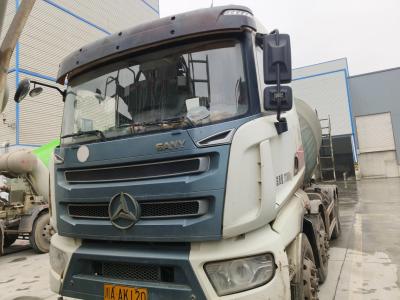 China 10 Square Industrial Heavy Duty Concrete Mixer White With Hino Engines for sale