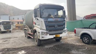 China 12 Square Meters Mobile Concrete Trucks With High Load Capacity for sale