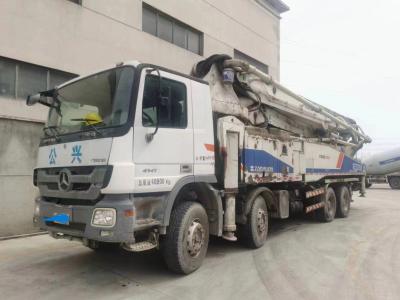 Китай 2022 Zoomlion Использованный бетонный насос с 58 метрами установлен на автомобилях Mercedes-Benz продается