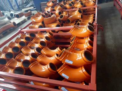 Cina Tipo cilindro Parti di camion di pompa di calcestruzzo facile da installare tubo di pompa di calcestruzzo gomito in vendita
