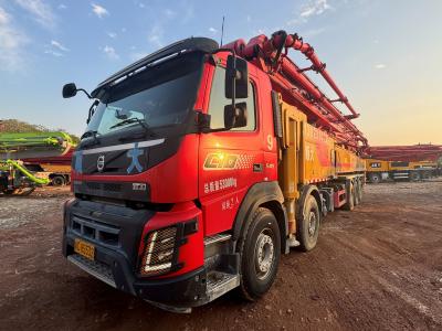 Chine Camion à pompe à béton 67 M Chassis Volvo personnalisé pour allonger le tuyau de la pompe à vendre