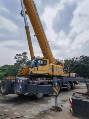 Cina XCMG Mobile Truck Crane usata 130 tonnellate per la vendita diretta di immagazzinamento di società di costruzione in vendita