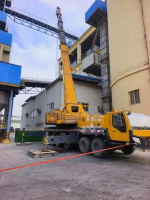 China 2013 mobiele vrachtwagen kraan te koop 130 ton directe bron maximale werkhoogte 58 meter Te koop