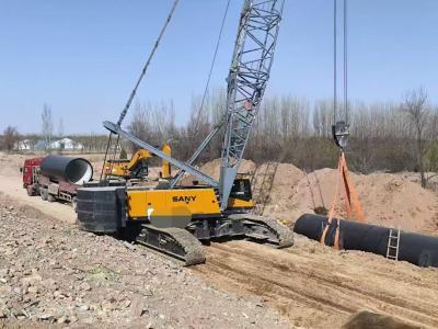 中国 SCC1350 低エネルギー要求と最大持ち重量71tの二手クローラークレーン2016 販売のため